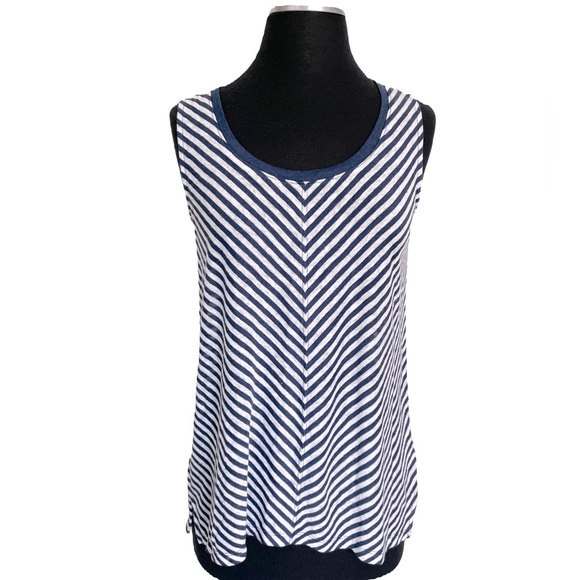 Jones New York | Tops | Chevron Striped Tank | Poshmark